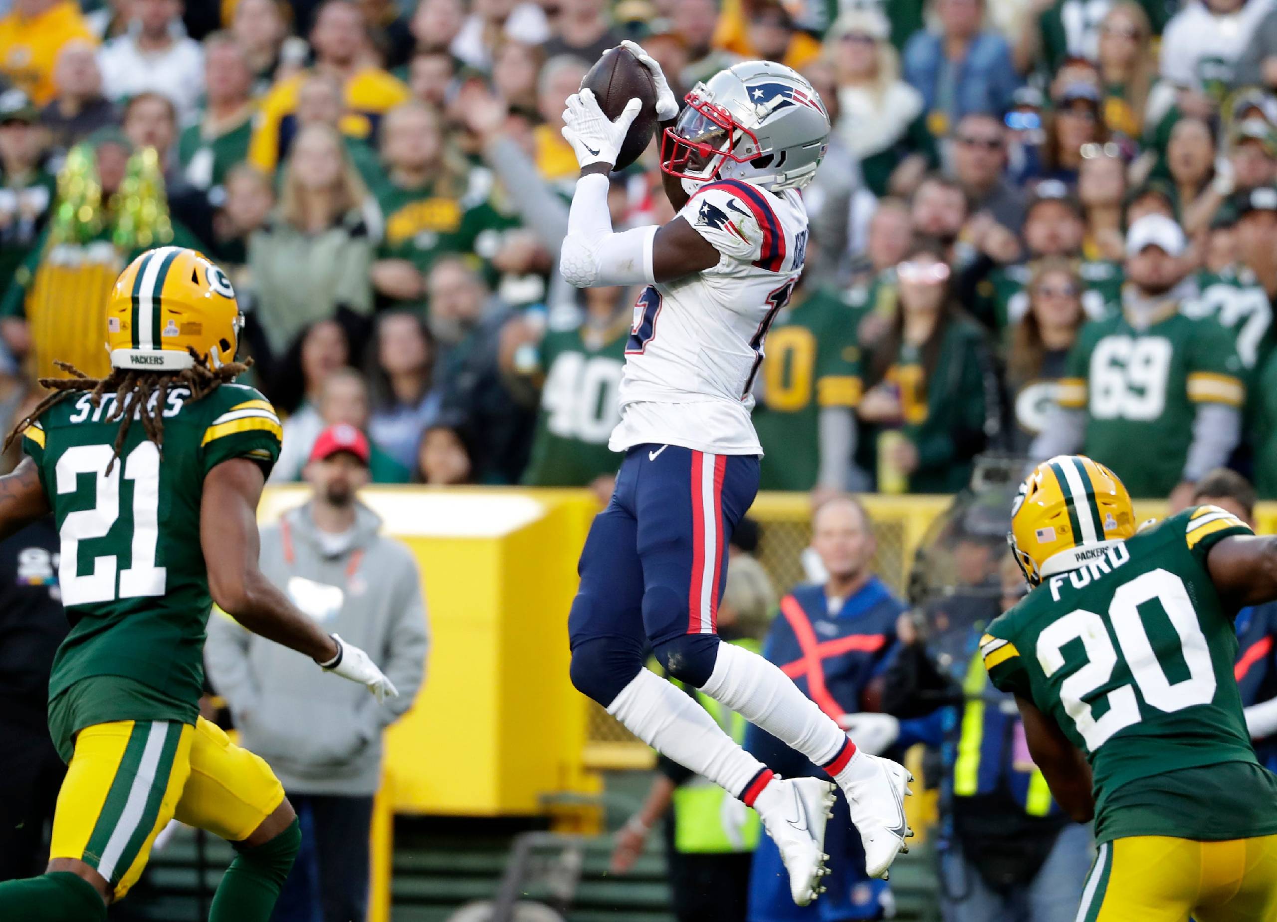 Nelson Agholor To The Packers Makes No Sense - Zone Coverage