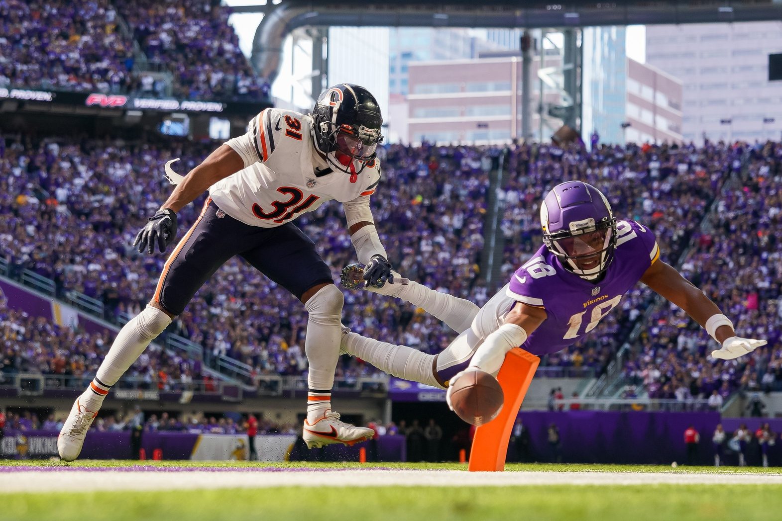 3 Things To Know About the Chicago Bears - Zone Coverage