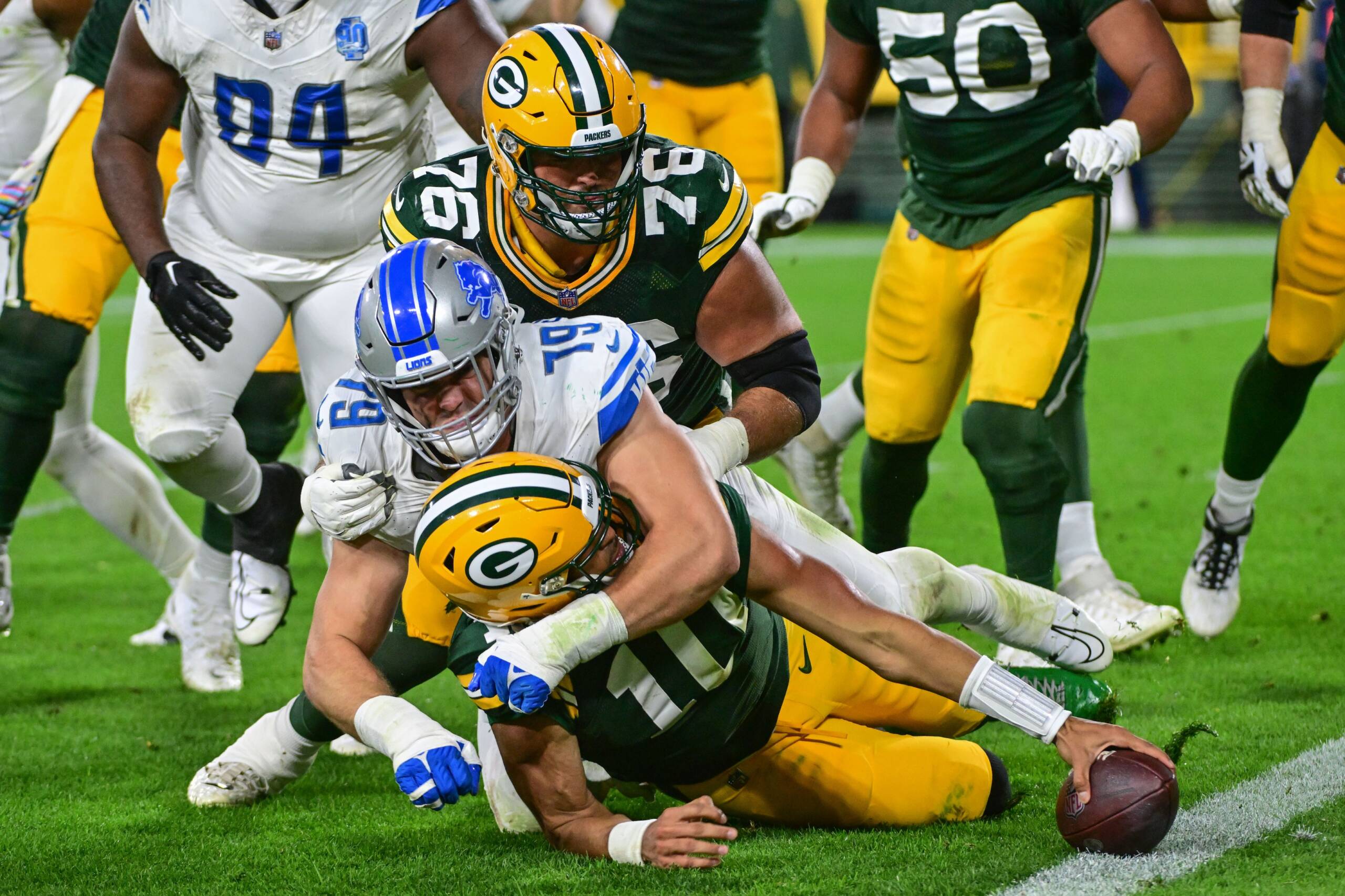 Green Bay's Offensive Line Woes Have A Domino Effect On the Entire Unit ...