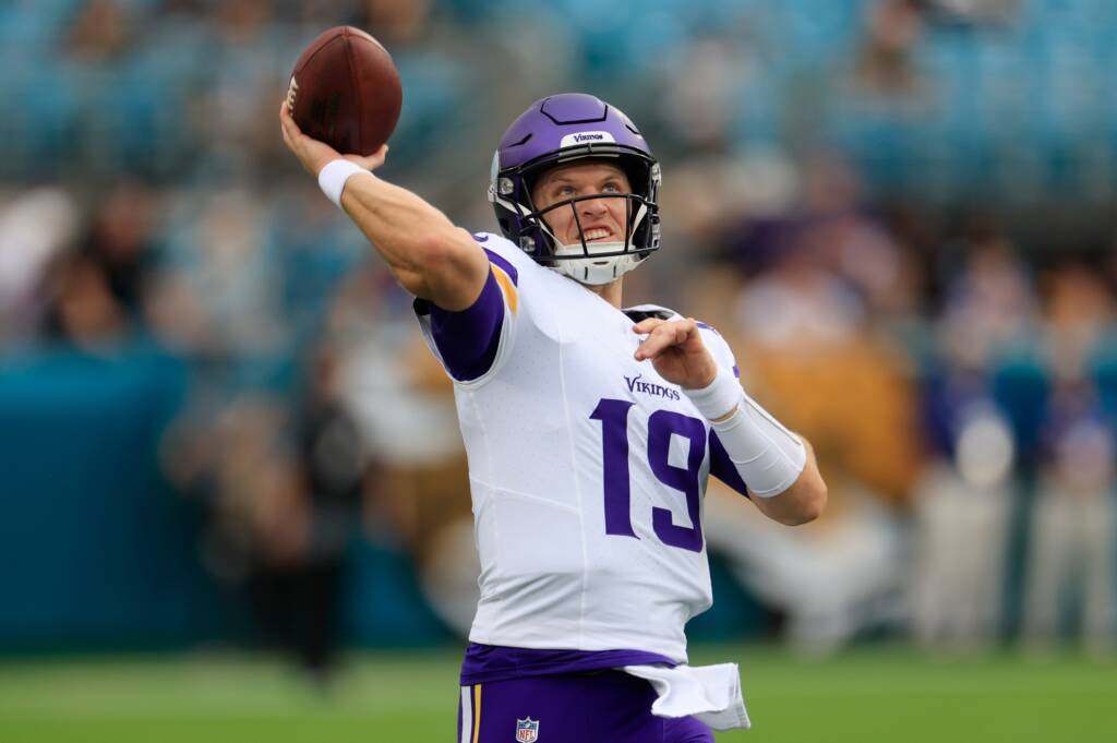 Bill Barnwell Has a Trade Proposal to Put Watson in Purple - Zone Coverage
