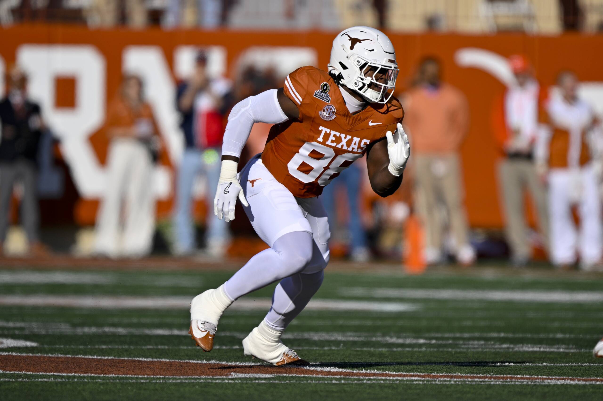 Fourth-Rounder Barryn Sorrell Could Be the Steal Of the Draft - Zone ...