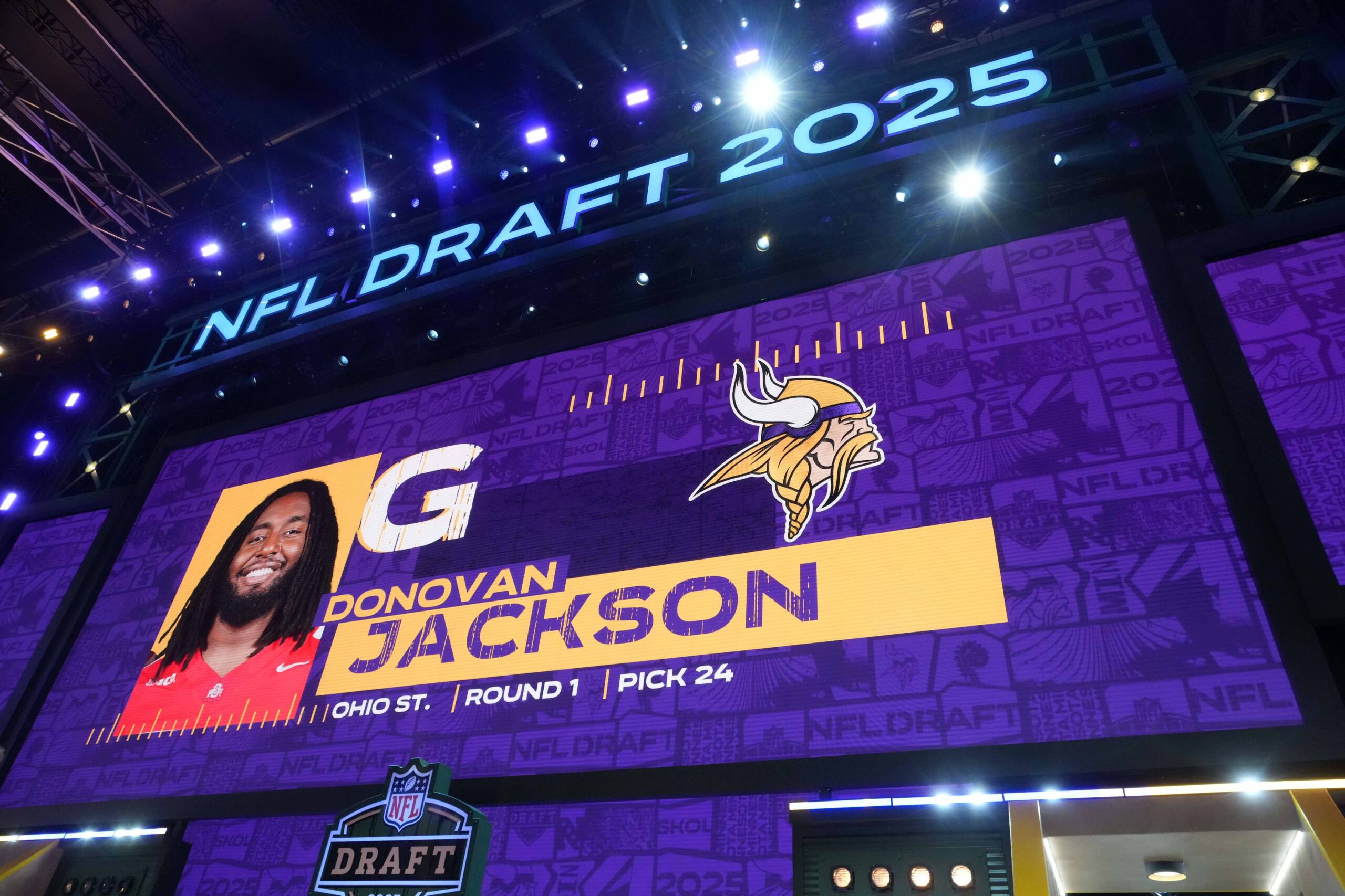 The Vikings Are the True Test Case For the NFL's Trench Trend - Zone ...