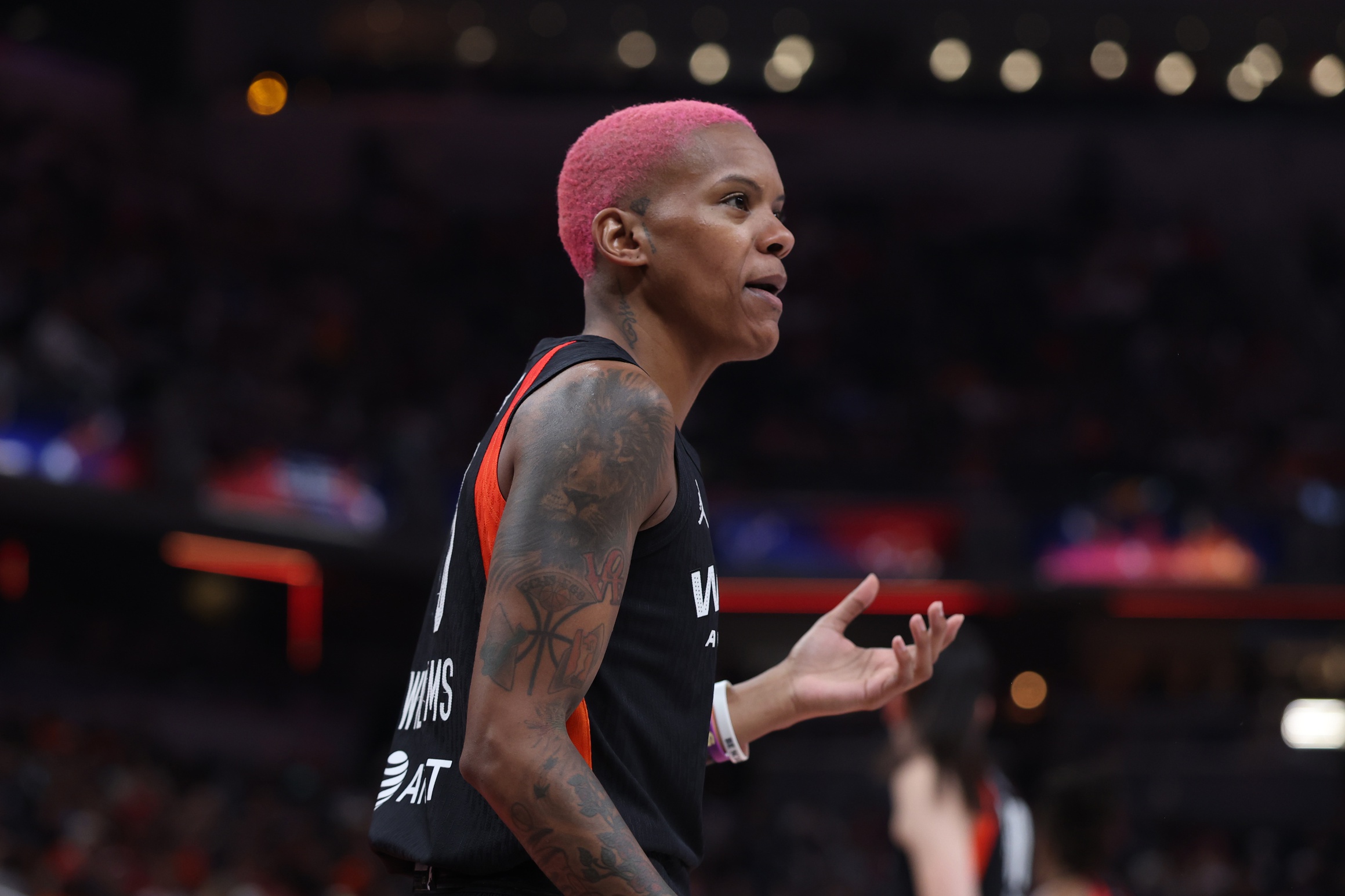 Why Do WNBA Players Only Get 9.3% Of League Revenues? - Zone Coverage