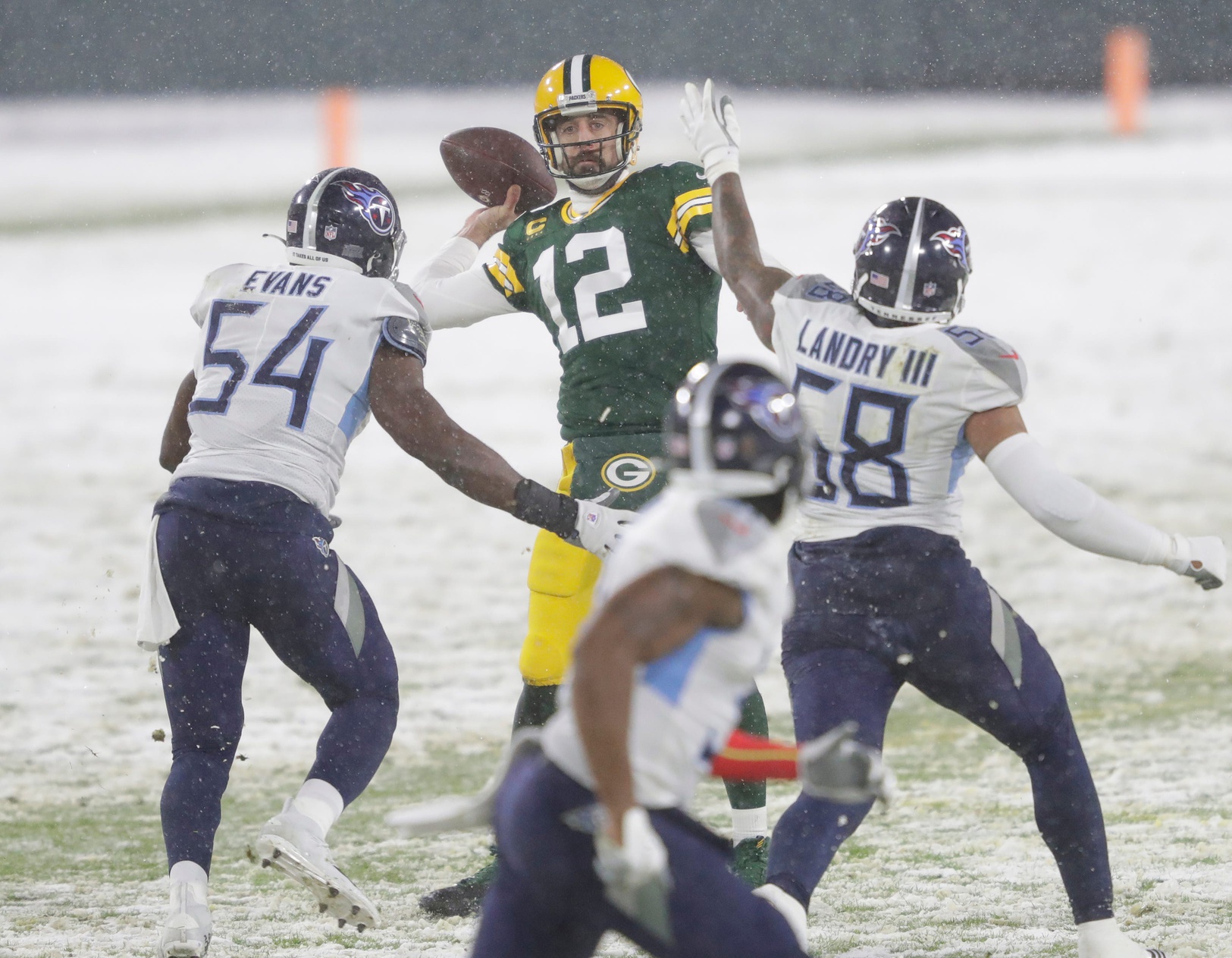 Flashback: The Titans Snow Game In 2020 Became An Instant Packers ...